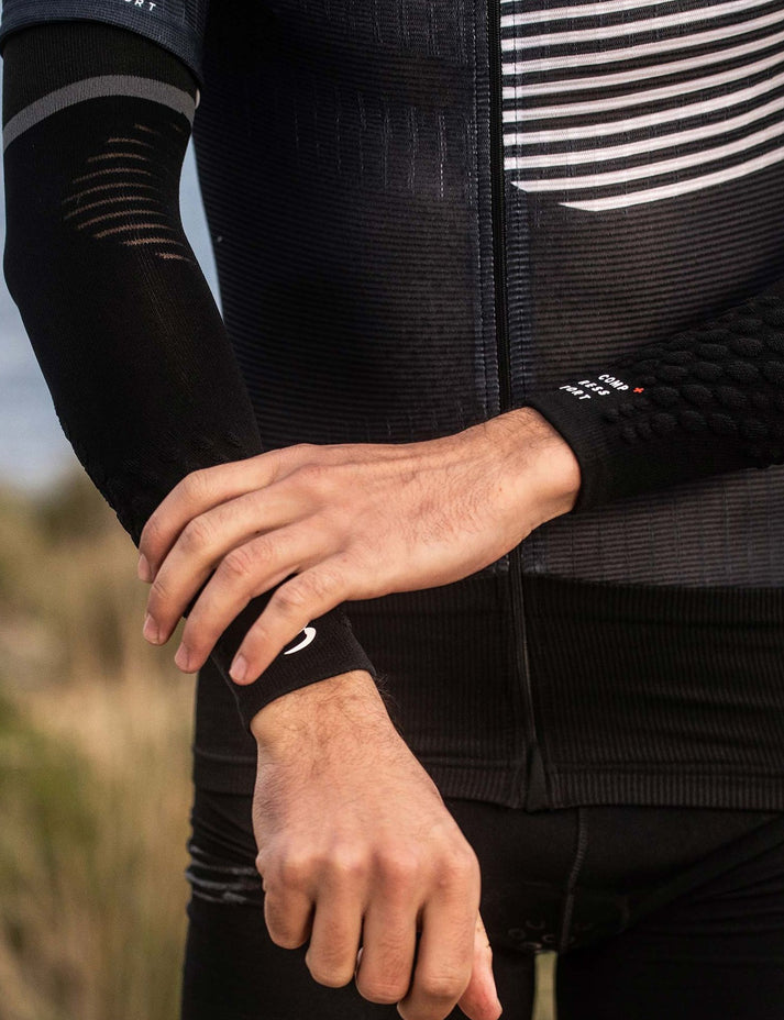 Compressport ArmForce UltraLight Arm Sleeve - Black – Start Fitness