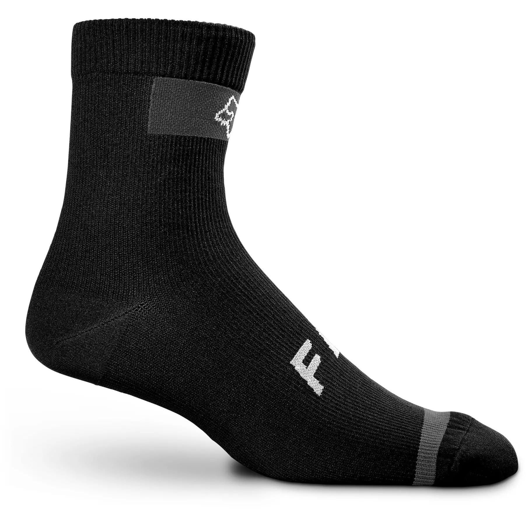 Fox Defend Water Cycling Socks - Black – Start Fitness
